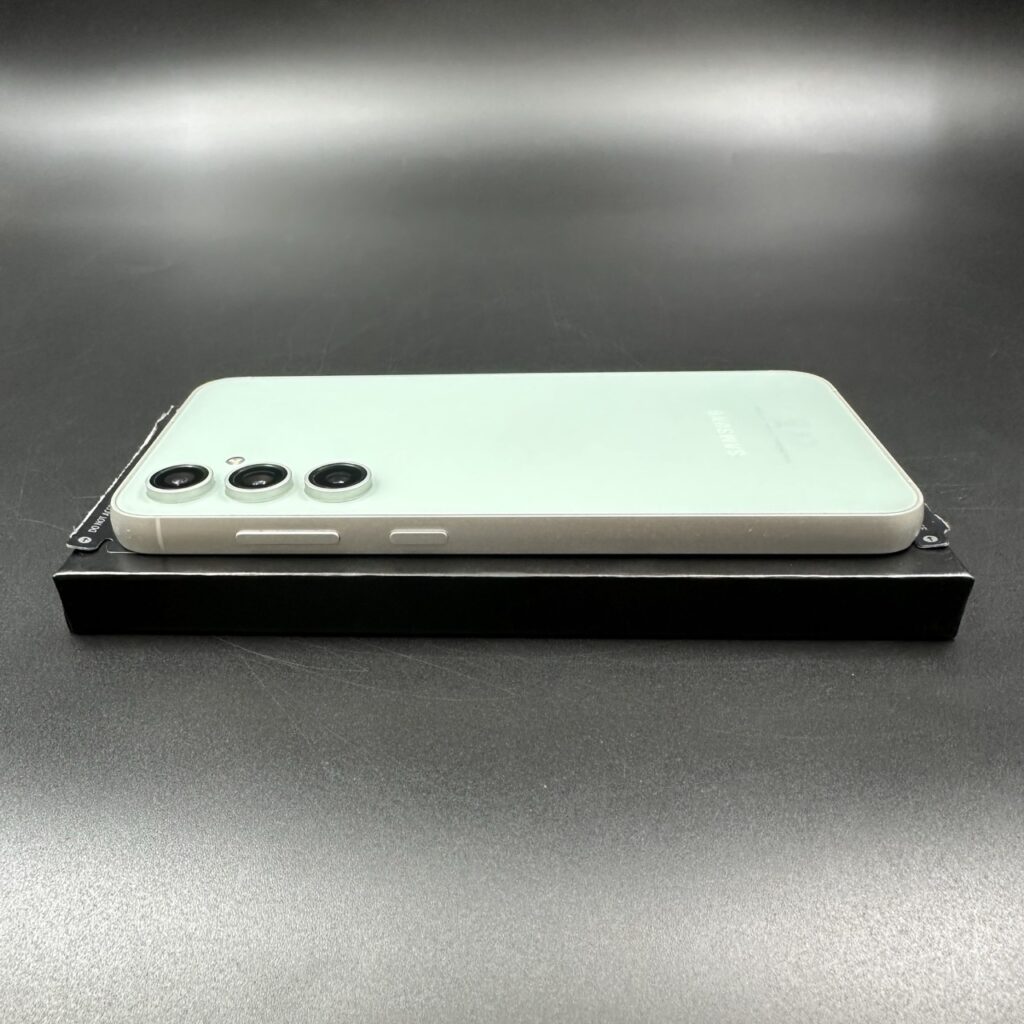 Samsung Galaxy S23 FE 256GB Mint | Swopp