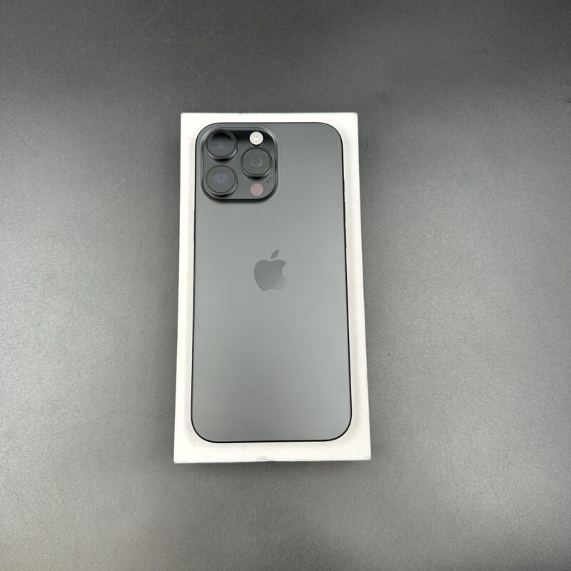 iPhone 16 Pro Max 256GB Black Titanium | Swopp